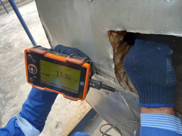 Complete Guide to Non-Intrusive Inspection in Oil and Gas Industry